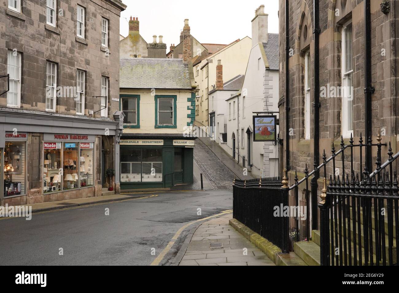 Historic buildings in berwick upon tweed hi-res stock photography and ...