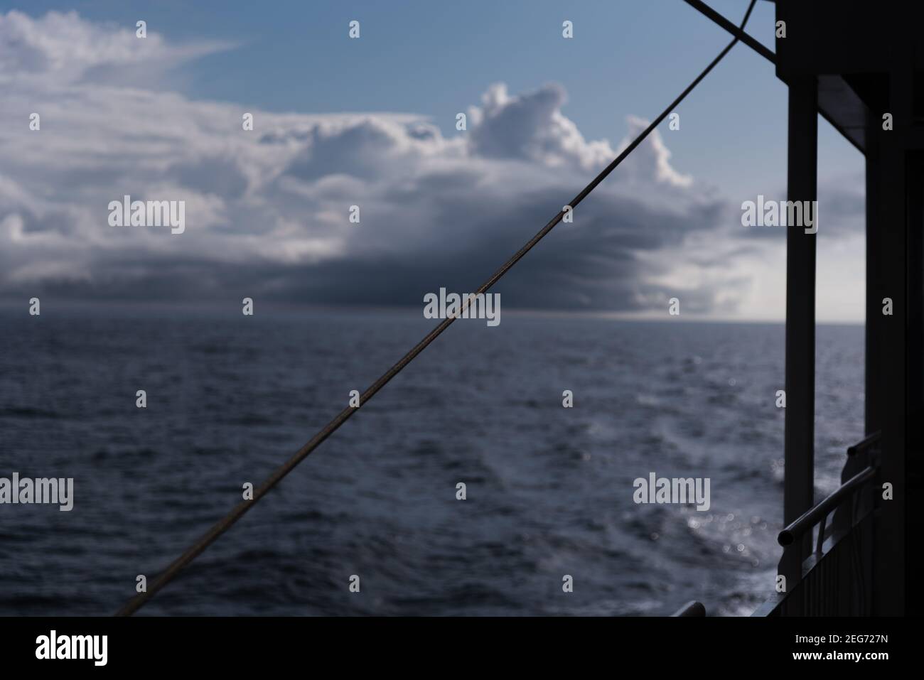 Deep sea ship hi-res stock photography and images - Alamy