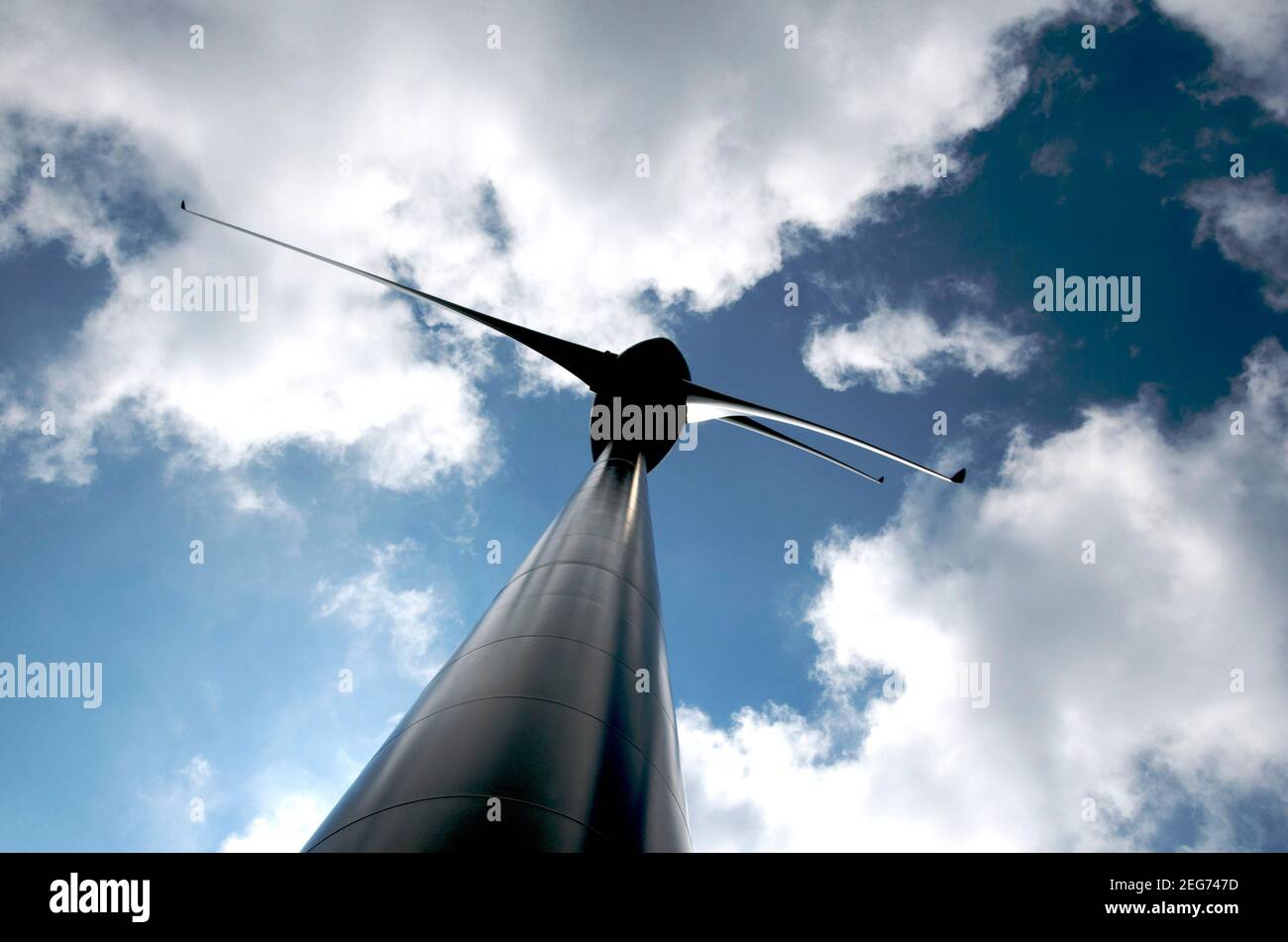 Two blade turbine hi-res stock photography and images - Alamy