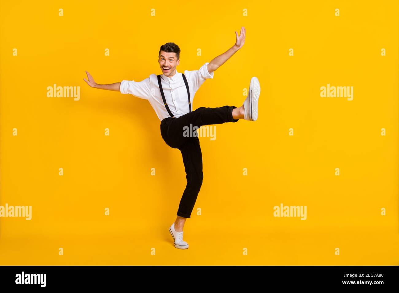Full length body size view of attractive skinny cheerful guy dancing ...