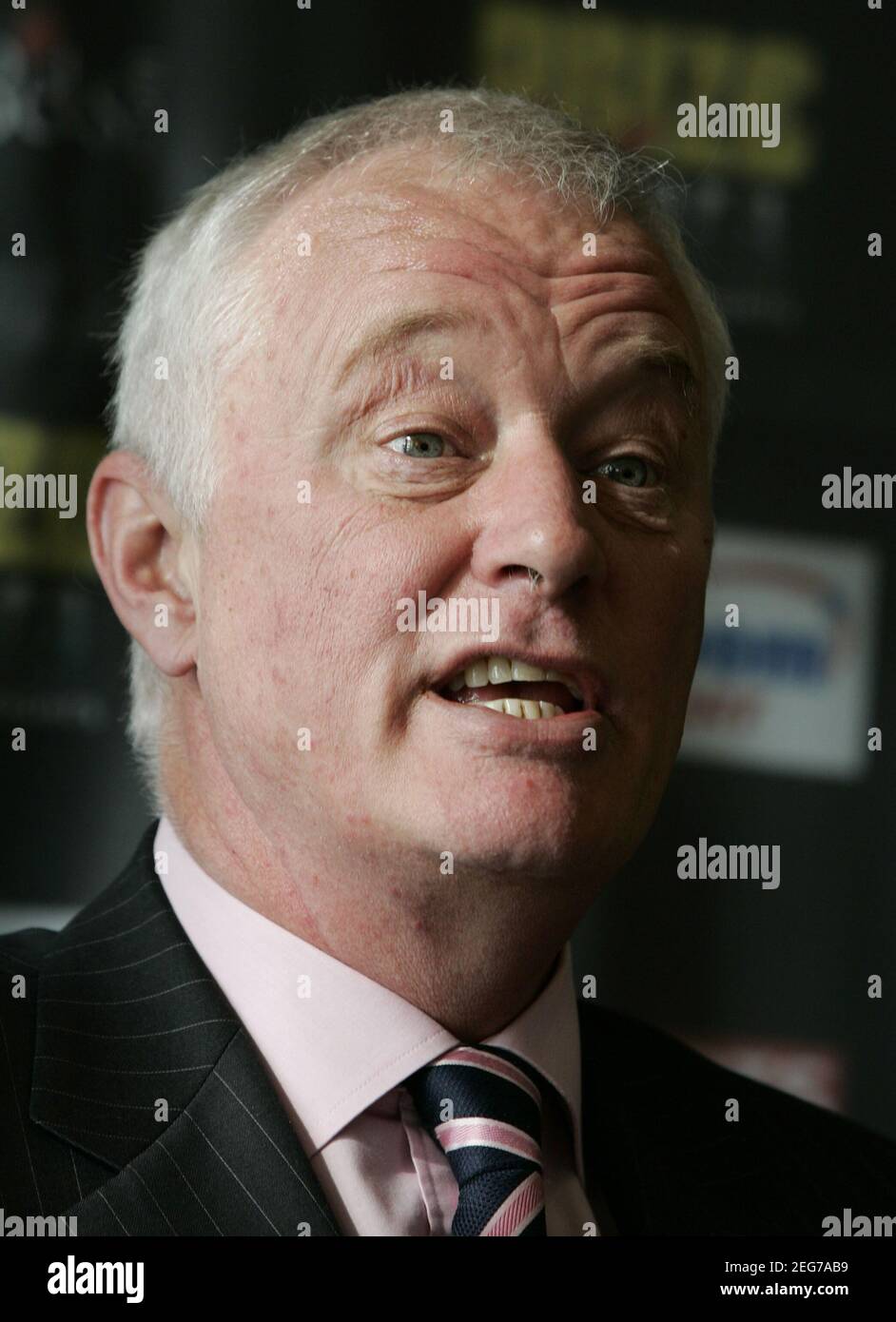 E1 2 hi-res stock photography and images - Alamy