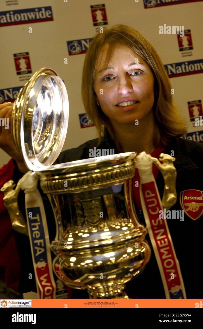 Women's fa cup trophy hi-res stock photography and images - Alamy