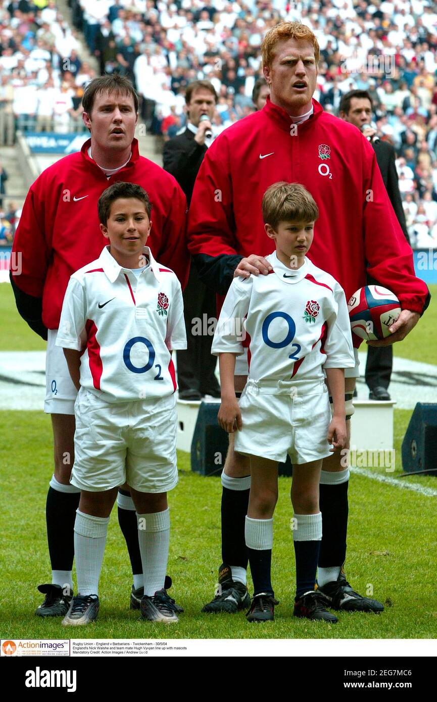 England mascots line up team hi-res stock photography and images - Alamy