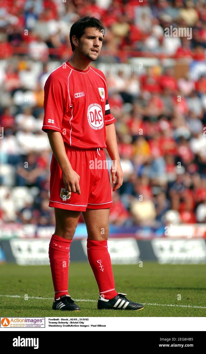 Football action stock tommy doherty hi-res stock photography and images ...