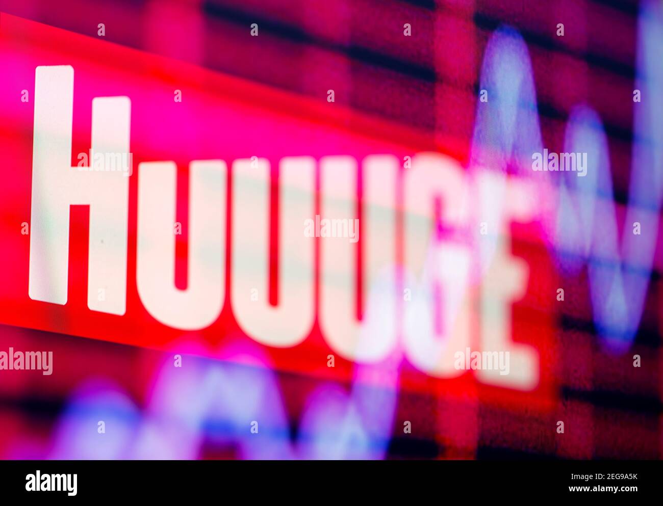 Huuuge logo hi-res stock photography and images - Alamy