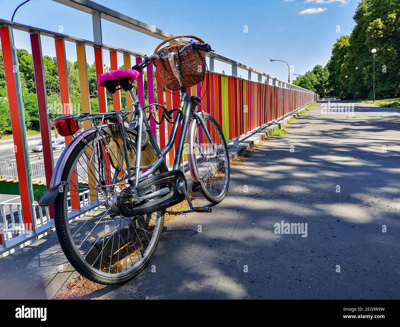 Standing color cycle hi-res stock photography and images - Alamy