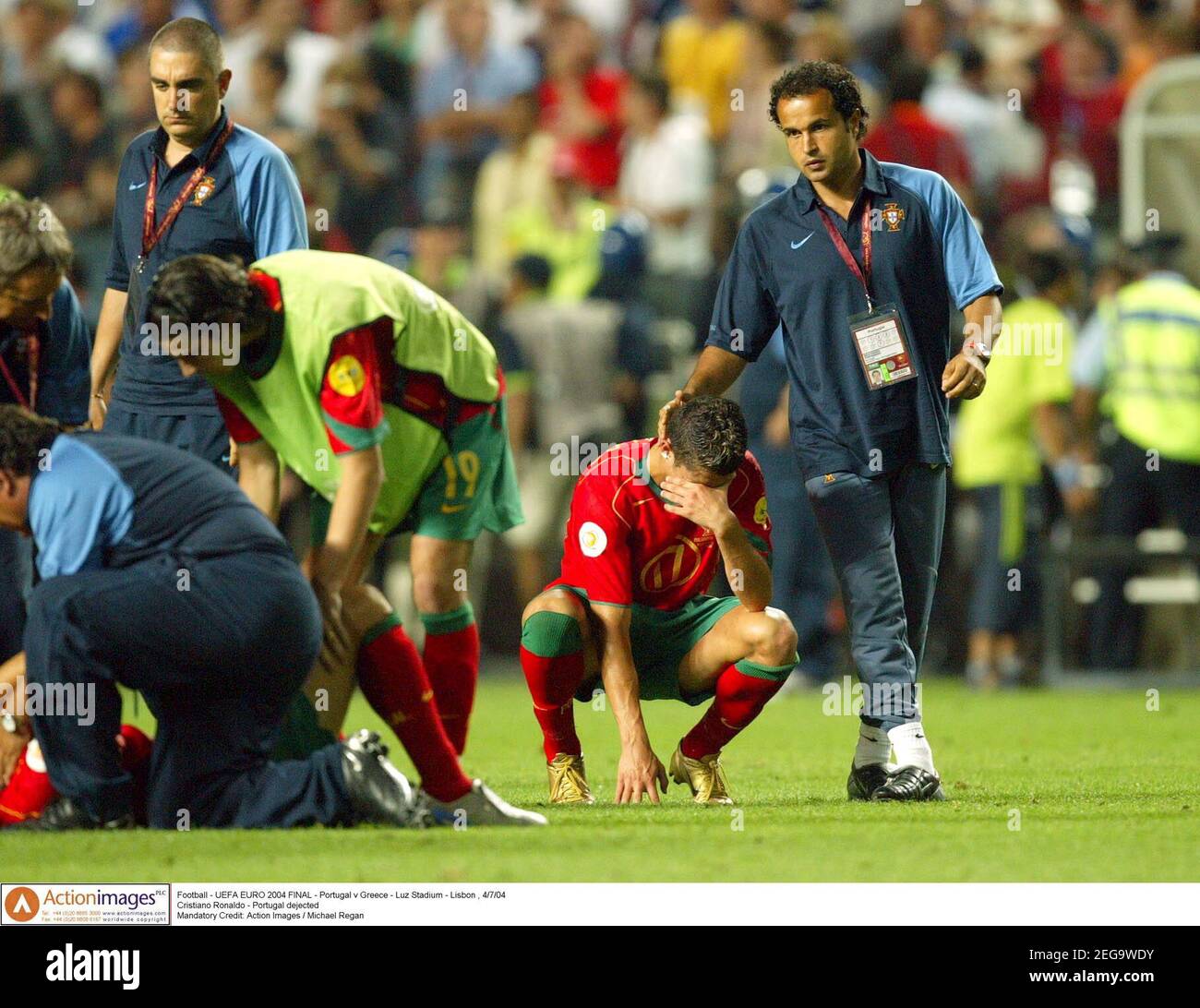 Cristiano ronaldo portugal 2004 greece hi-res stock photography and ...