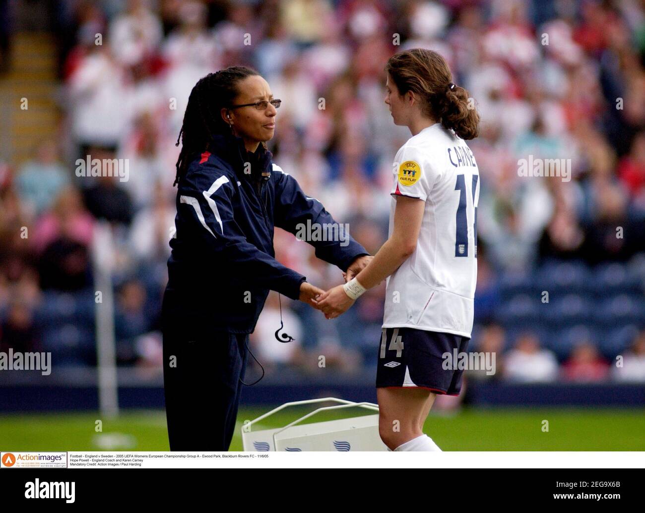 Karen carney 2005 hi-res stock photography and images - Alamy