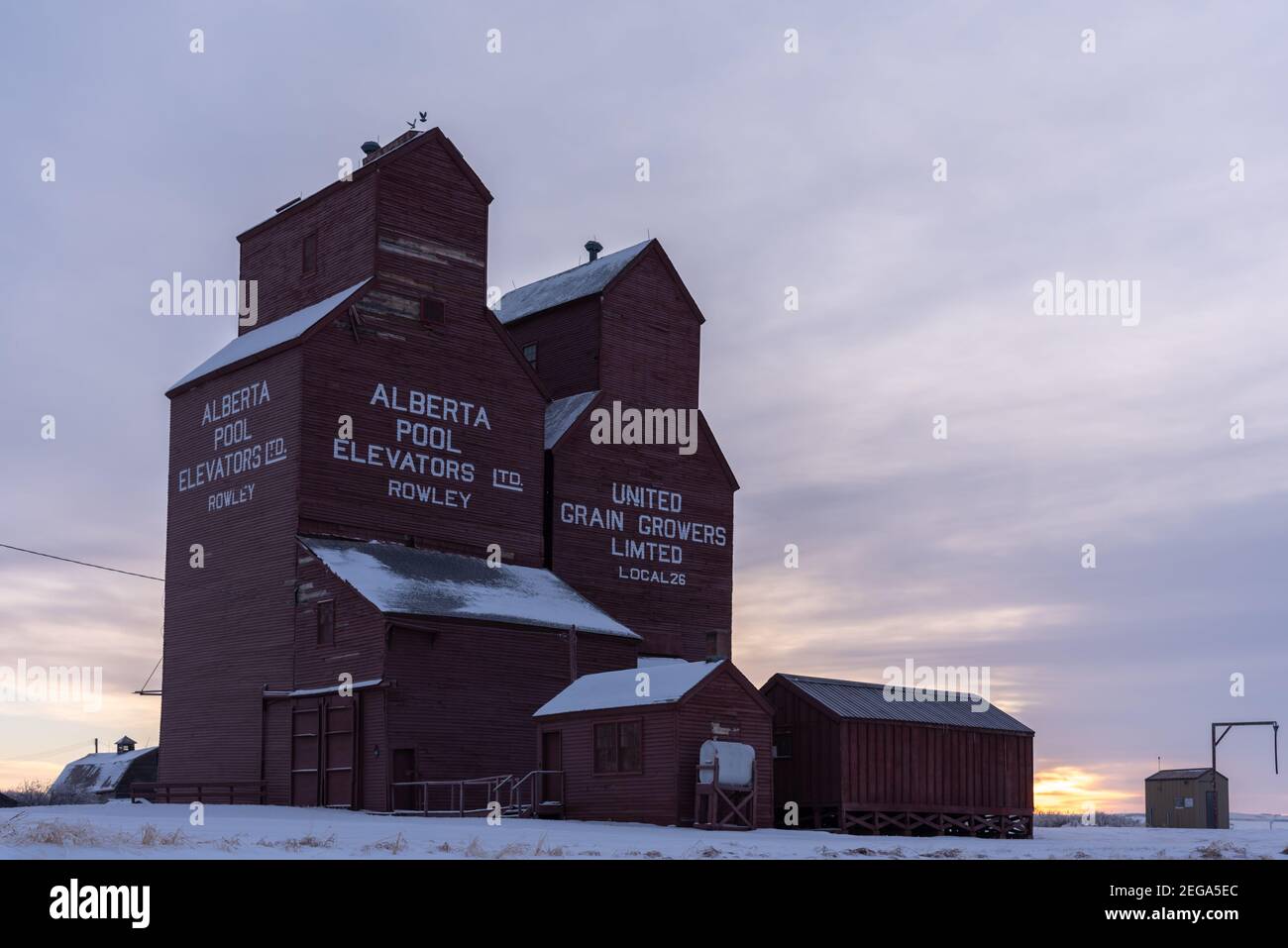 Rowley, Alberta - January 31, 2021: Old abandoned grain elevator in the ...
