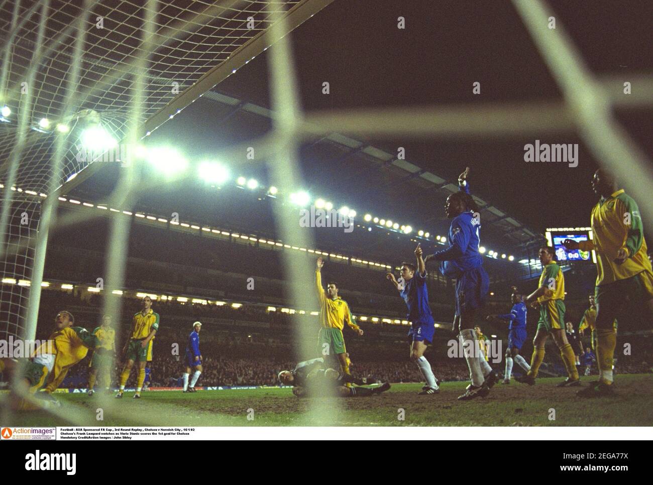 Mario stanic and frank lampard hi-res stock photography and images - Alamy
