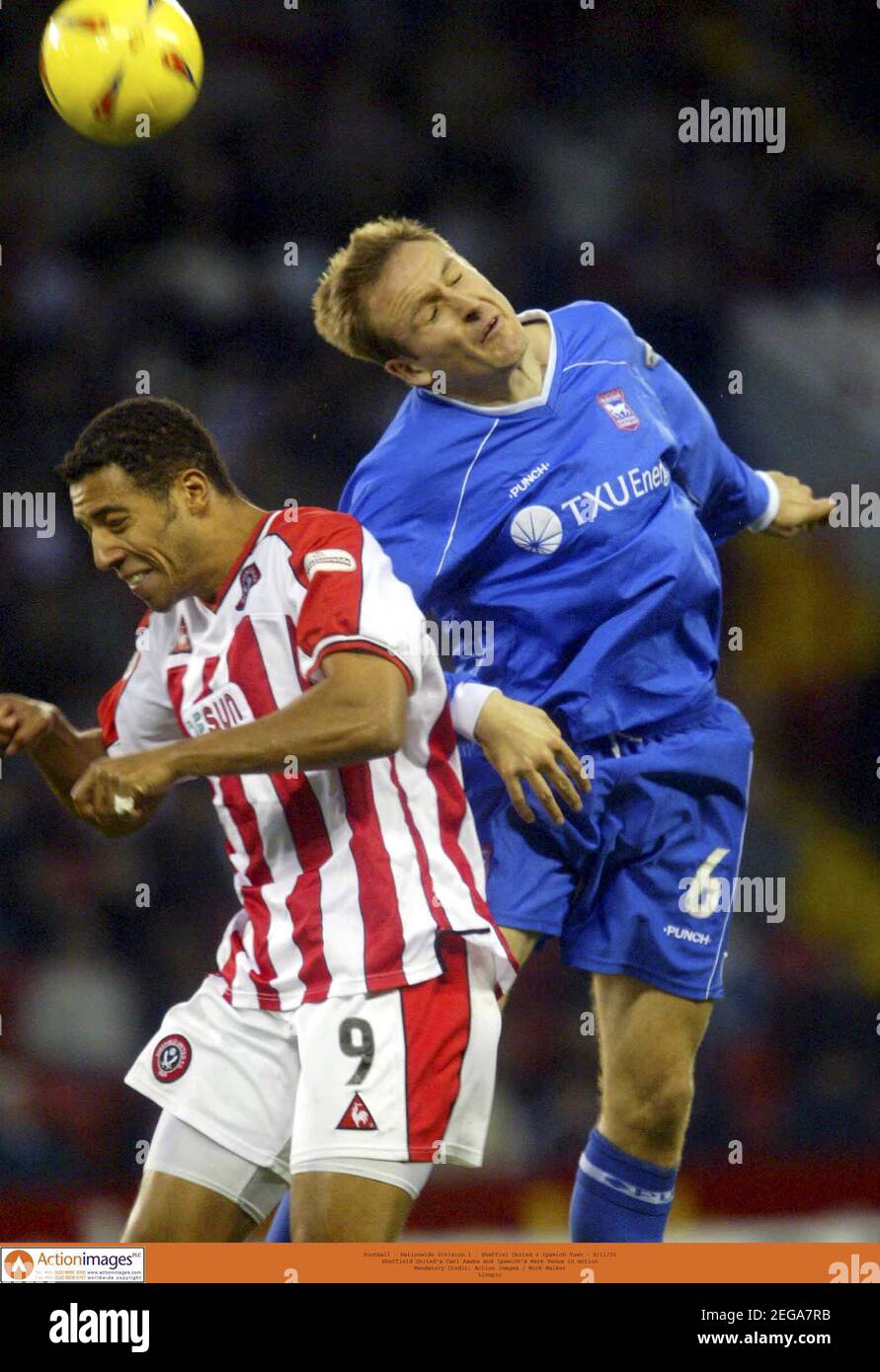 Sheffield uniteds carl asaba in action hi-res stock photography and ...