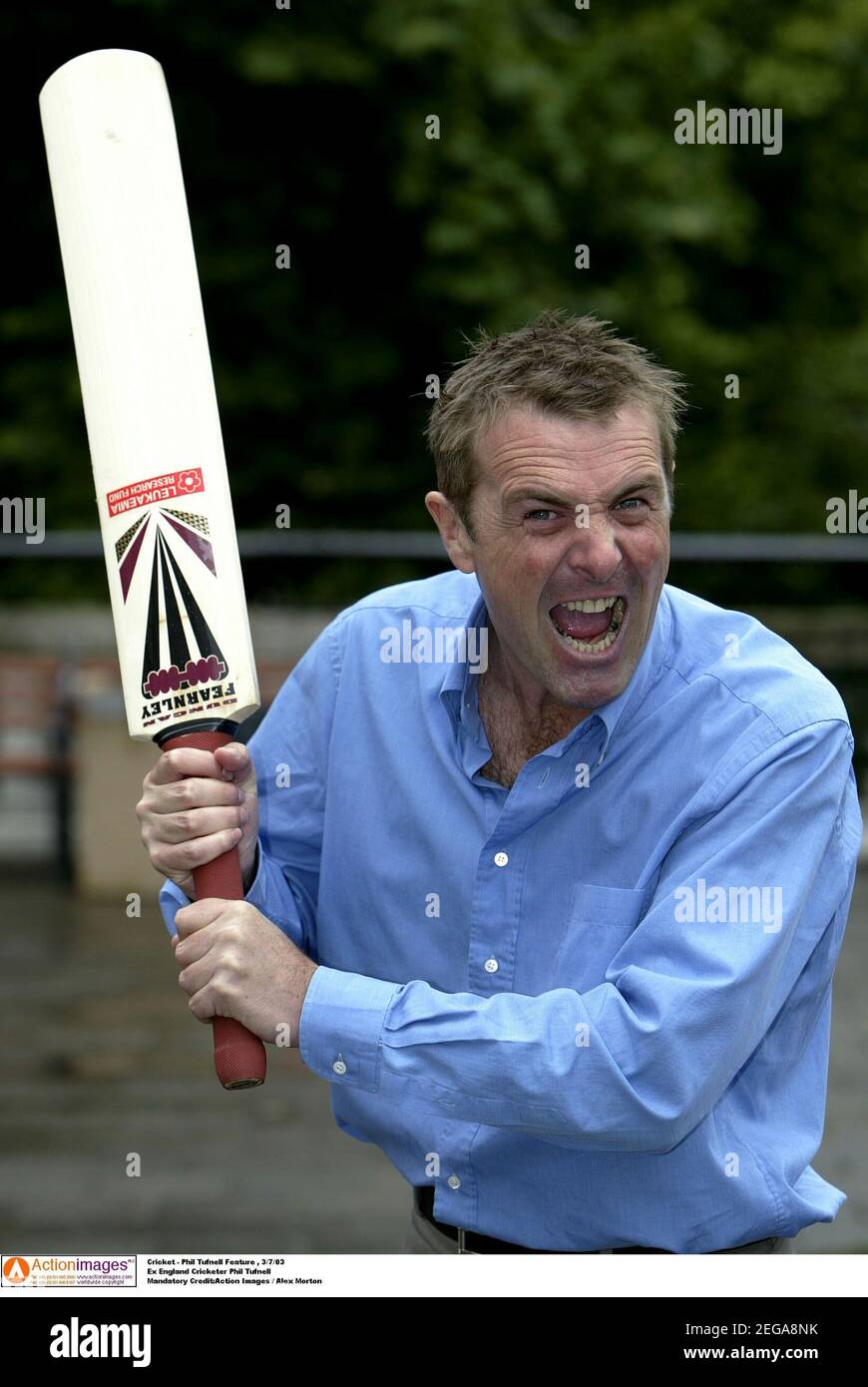Phil Tufnell Cricketer High Resolution Stock Photography and Images - Alamy