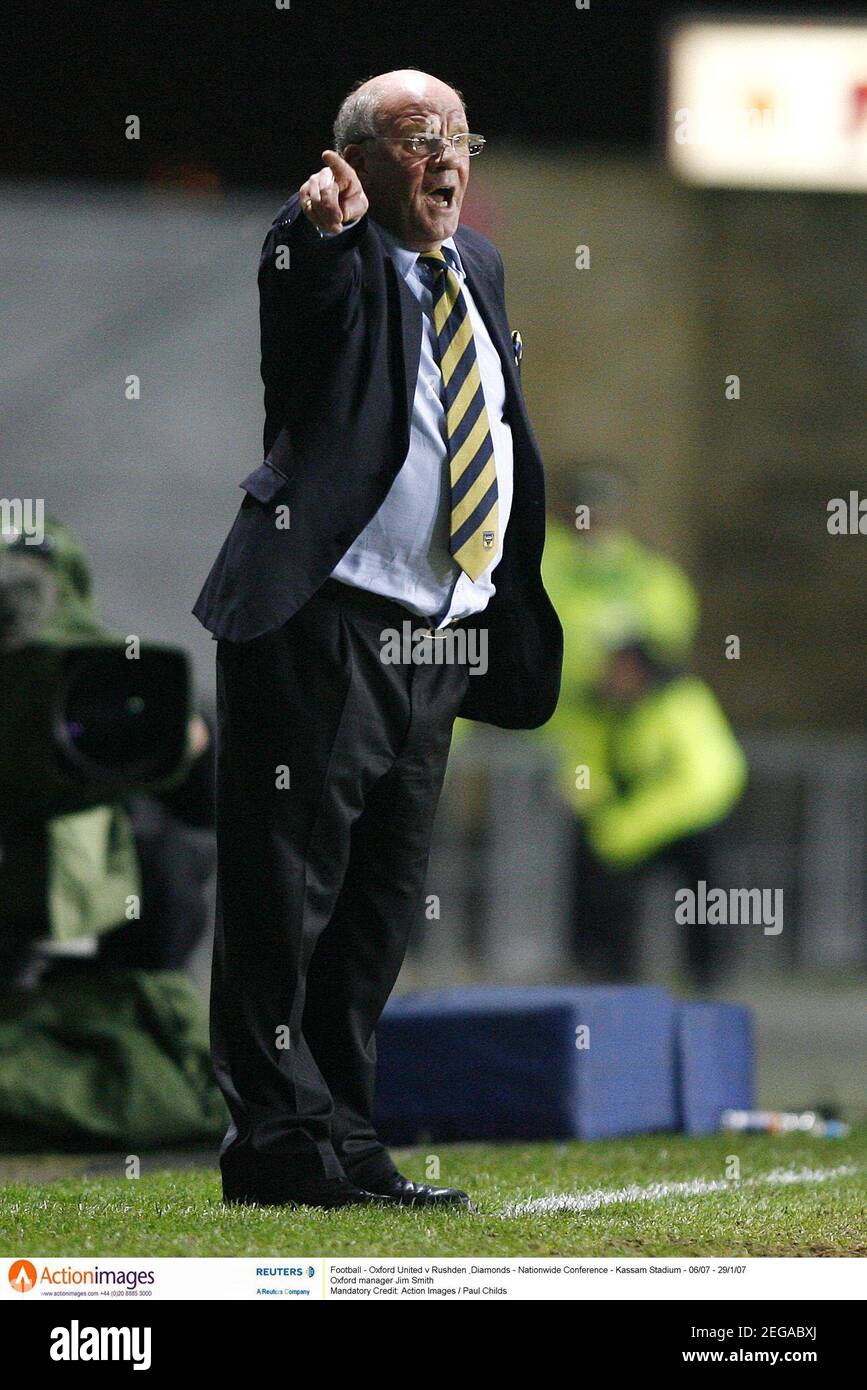 Jim smith manager england hi-res stock photography and images - Alamy