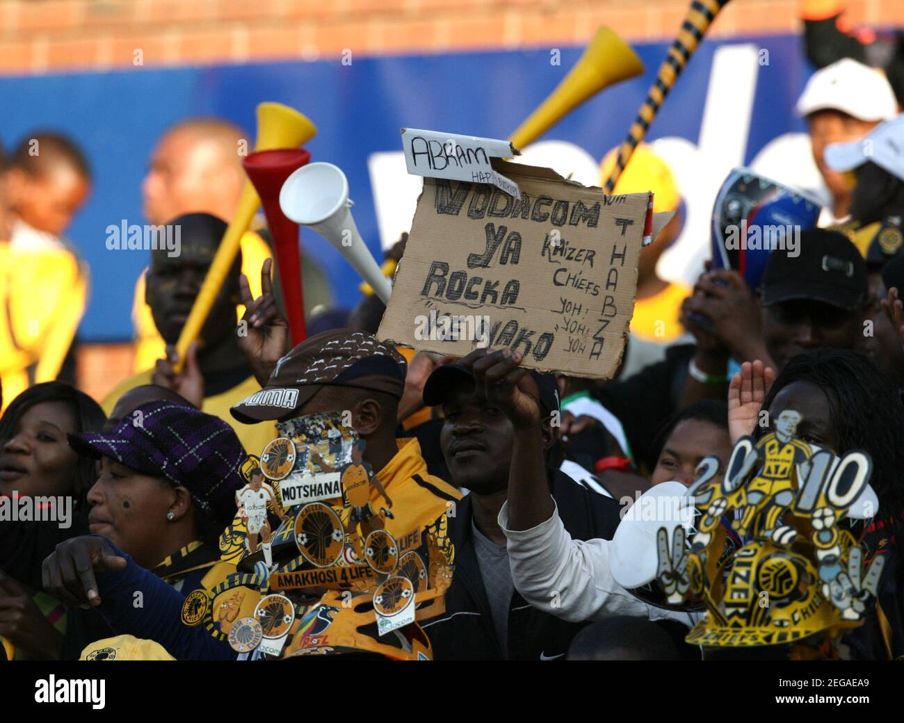 Kaizer chiefs fans hi-res stock photography and images - Alamy