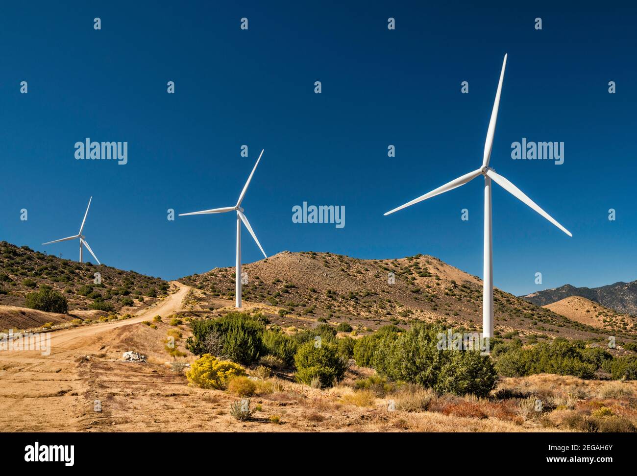 Renewable energy united states road hi-res stock photography and images ...