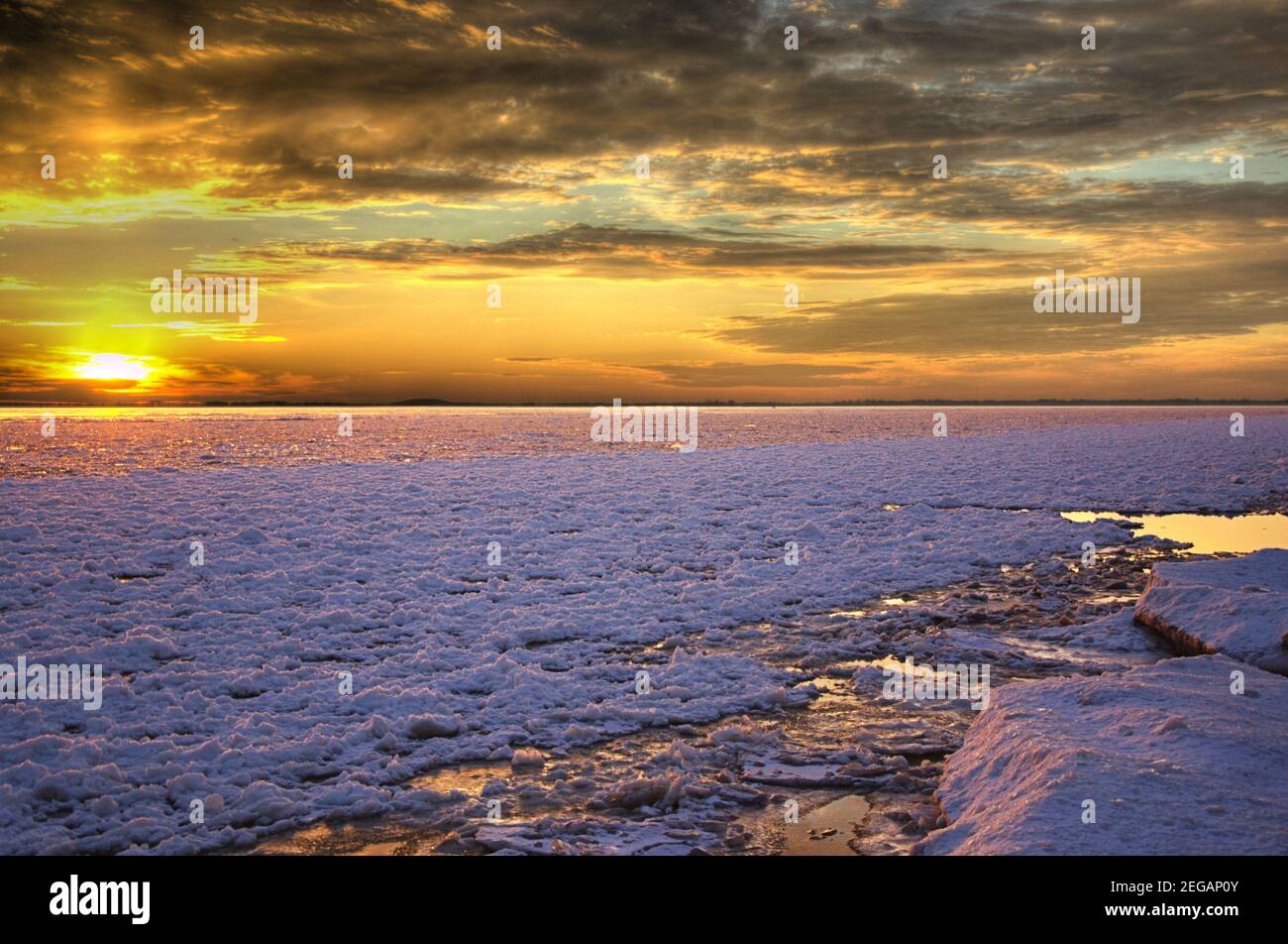 Golden Ice - Sunset Over Lake Erie Stock Photo - Alamy