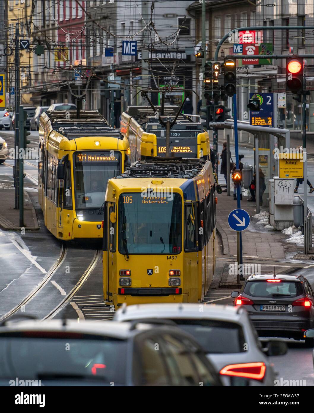 Ruhrbahn tram, on Altendorfer Straße in Essen, rush hour, after-work ...