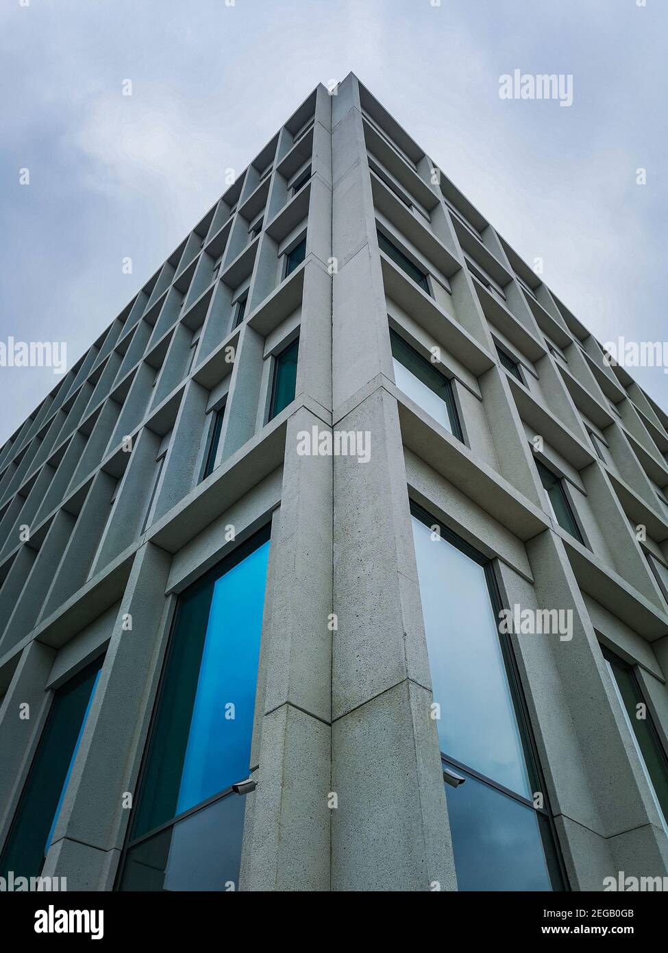 Windows construction hi-res stock photography and images - Alamy