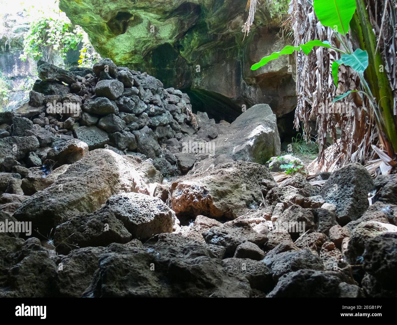 Polynesian caves hi-res stock photography and images - Alamy