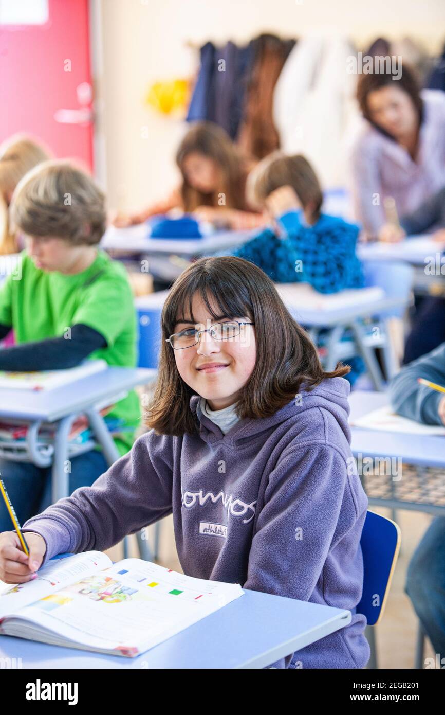 School eleven year olds hi-res stock photography and images - Alamy