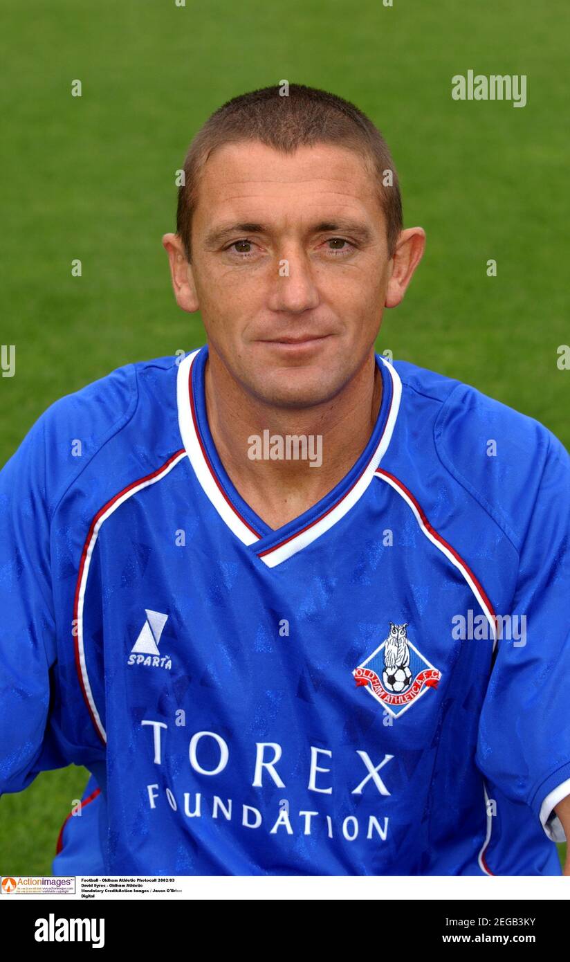 David eyres of oldham athletic hi-res stock photography and images - Alamy