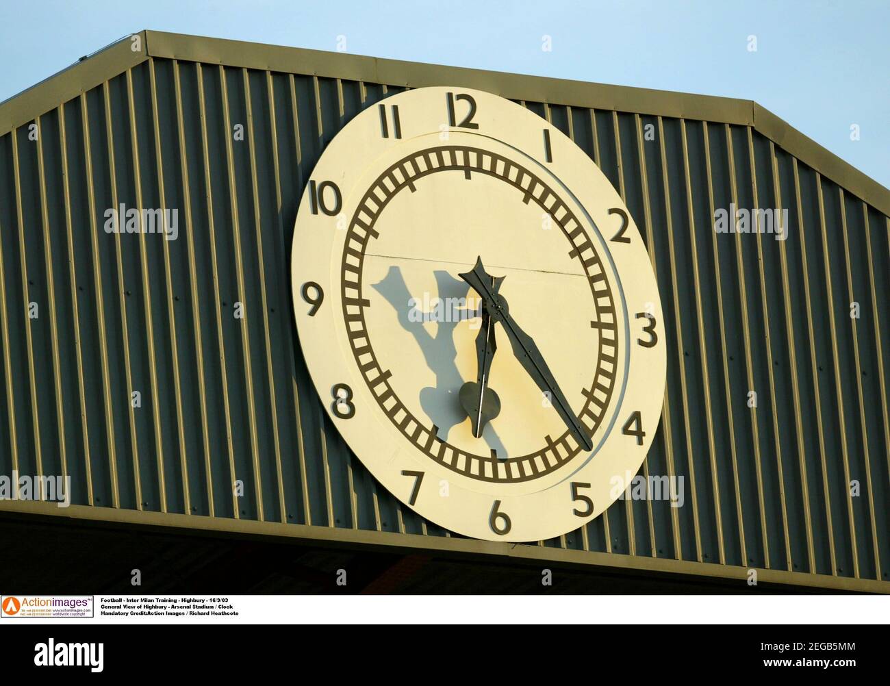 Stadium Clock High Resolution Stock Photography and Images - Alamy