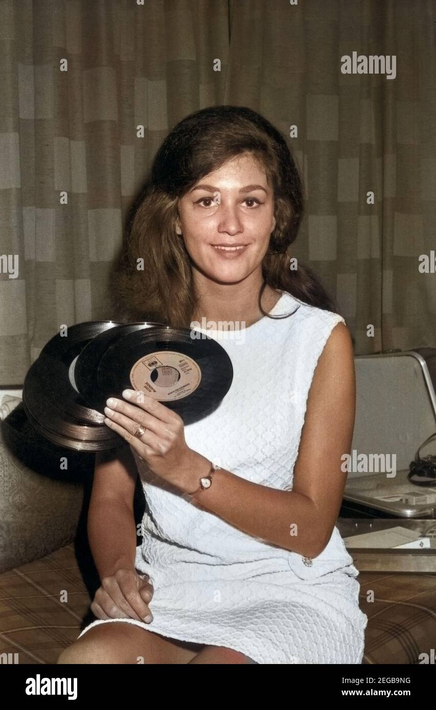 Das Fotomodell Yvonne Martini, Deutschland 1960er Jahre. Photo model ...