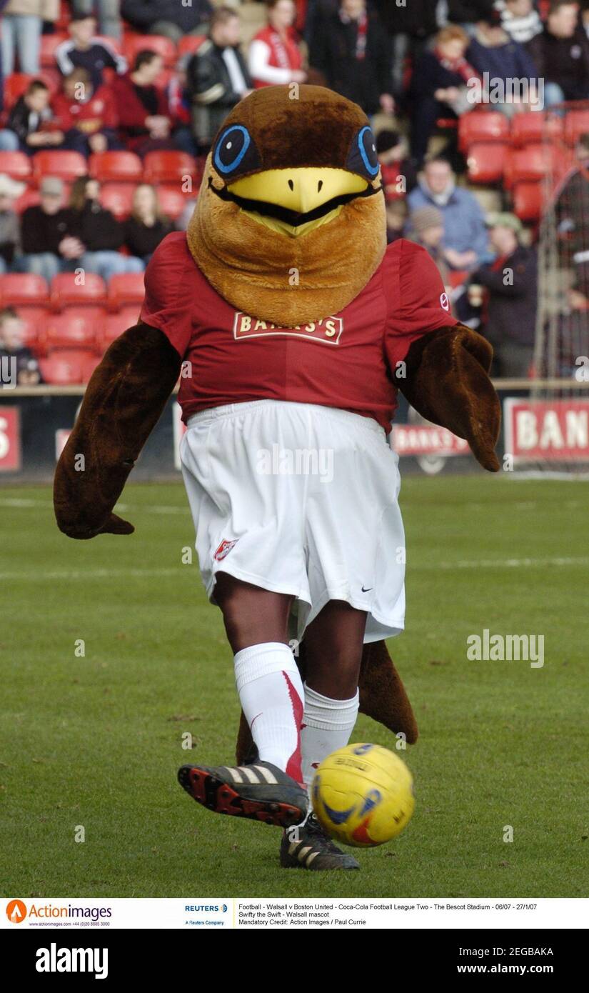 Walsall mascot swifty the swift hi-res stock photography and images - Alamy