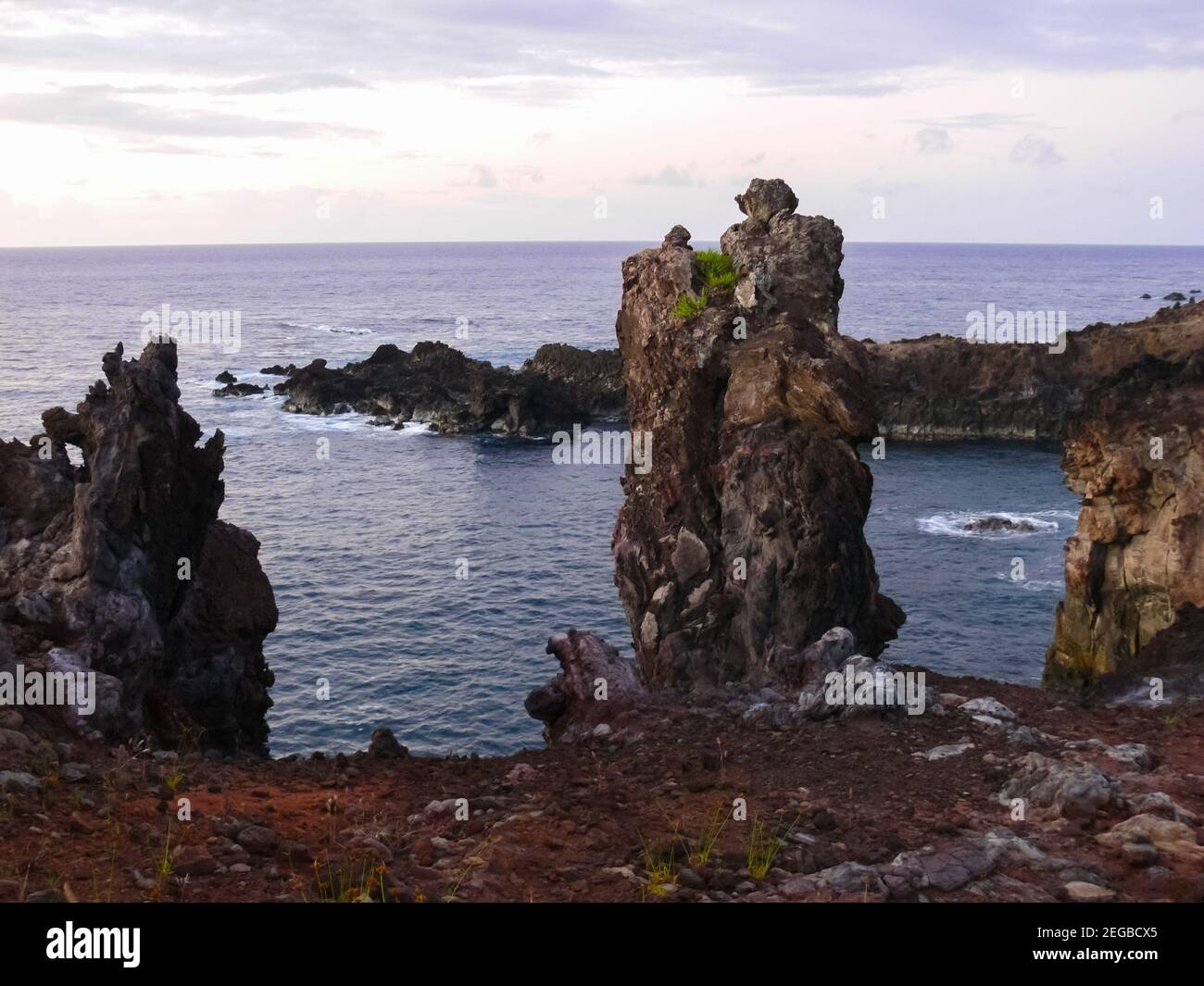 Rapa nui aerial hi-res stock photography and images - Alamy
