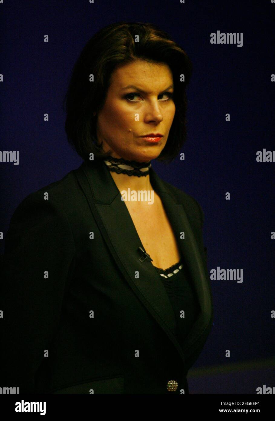 Michaela Tabb Snooker Referee Crucible High Resolution Stock ...