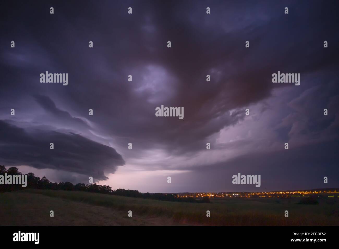 Supercell storm clouds with intense tropic rain Stock Photo - Alamy