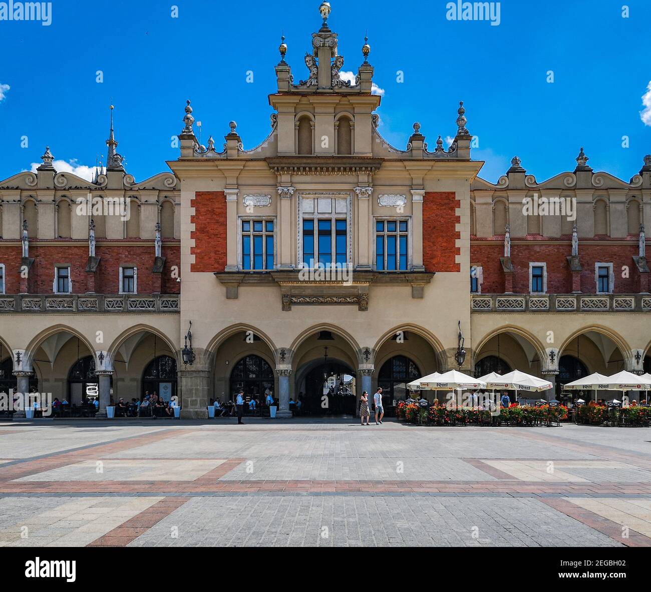 Sukiennice medieval hi-res stock photography and images - Alamy