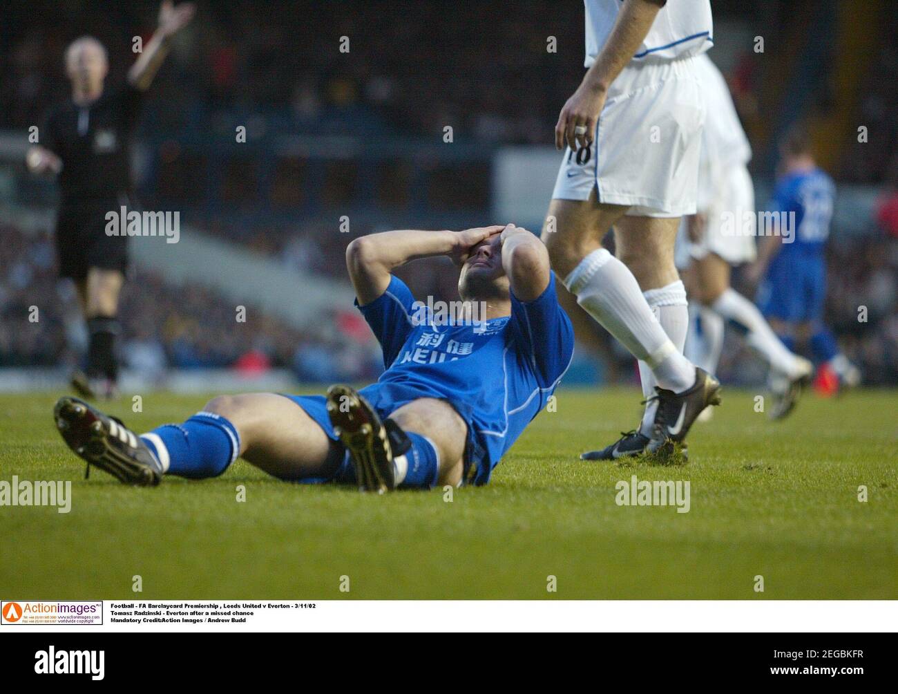 Sport football action tomasz radzinski hi-res stock photography and ...