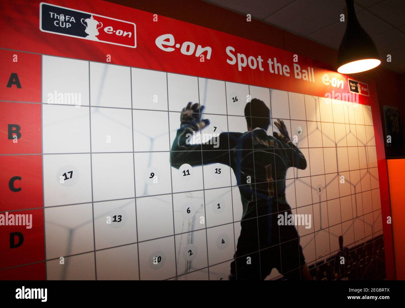 Spot the ball hi-res stock photography and images - Alamy