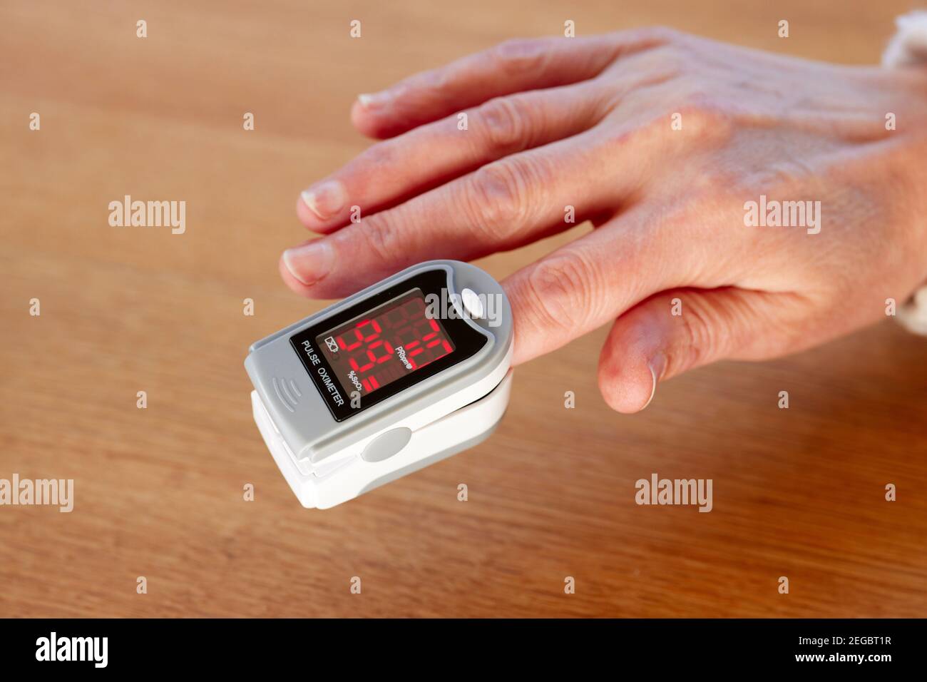 Monitoring persons oxygen saturation pulse hi-res stock photography and ...