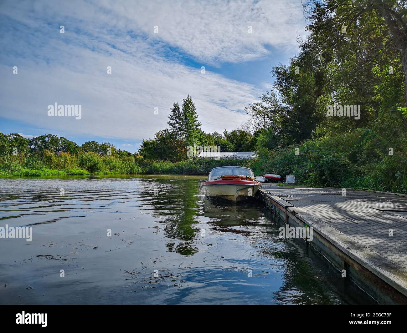 Old boat platform hi-res stock photography and images - Alamy