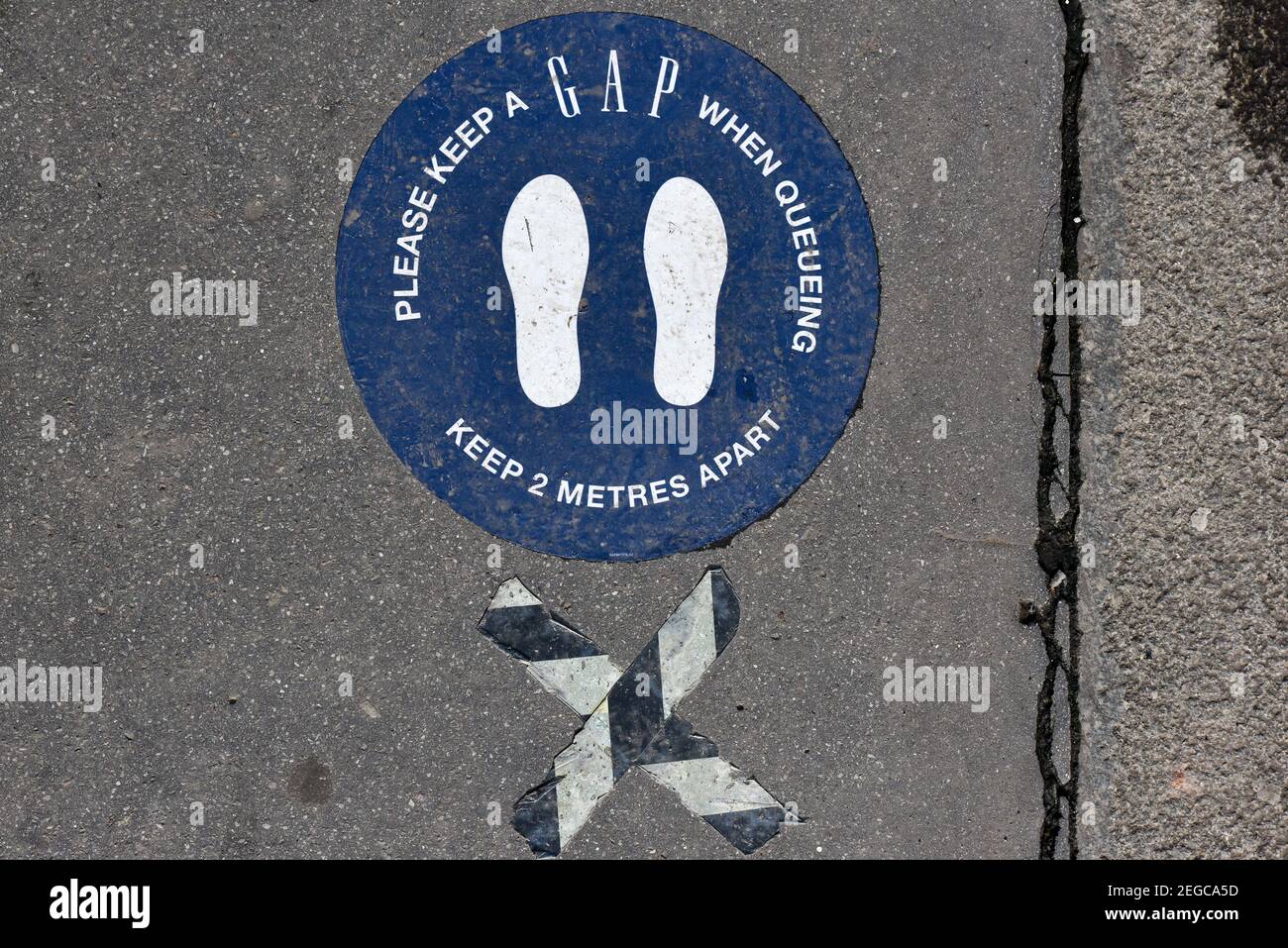 Pavement stickers hi-res stock photography and images - Alamy