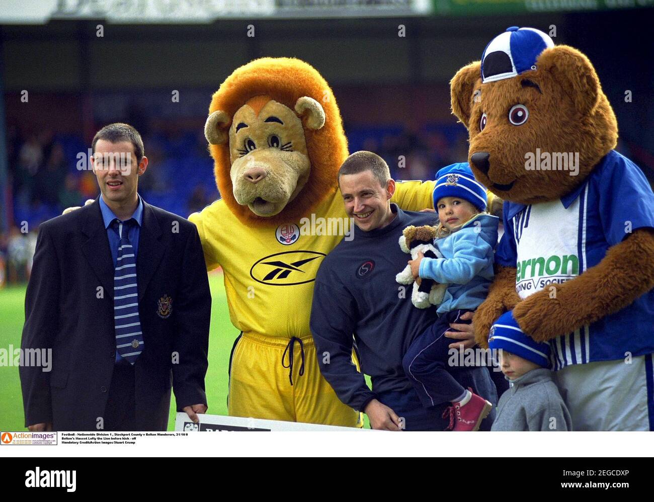 Lofty lion hi-res stock photography and images - Alamy