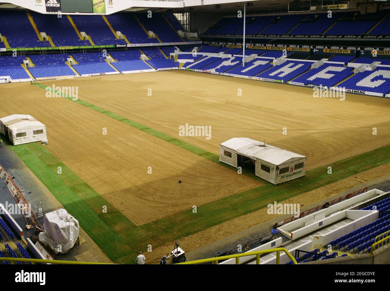 Spurs ground hi-res stock photography and images - Alamy