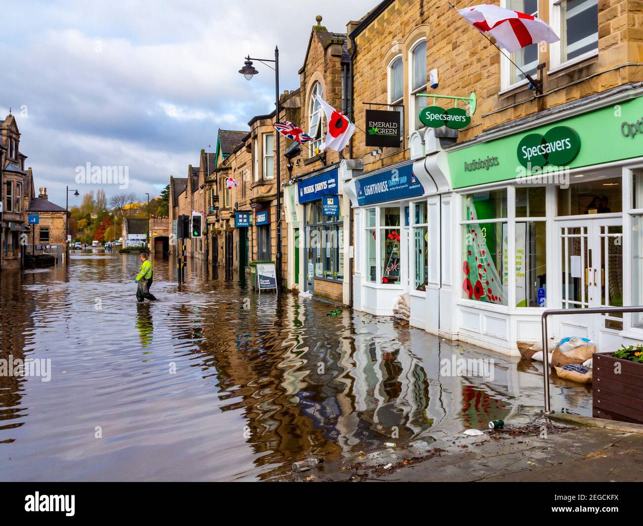 Matlock floods hi-res stock photography and images - Alamy