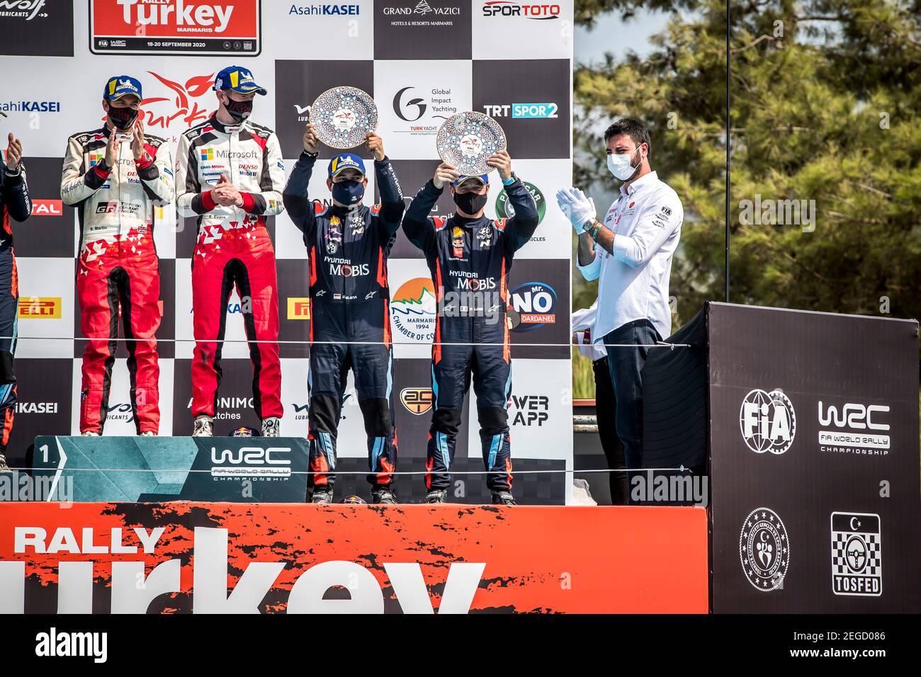 09 LOEB Sebastien (FRA), ELENA Daniel (MCO), Hyundai i20 Coupe WRC ...