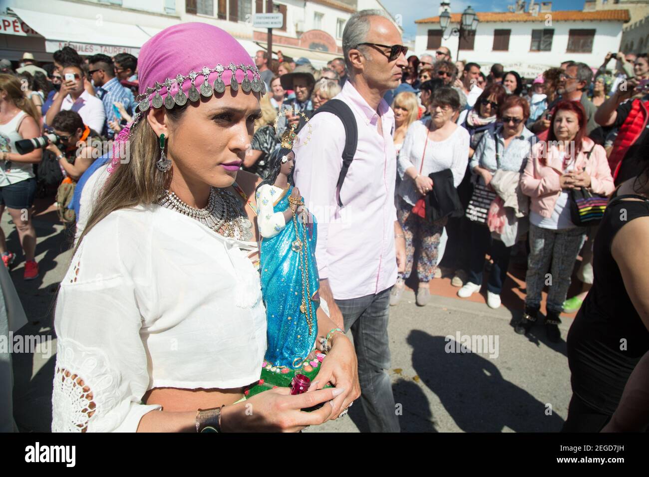 Romani pilgrimage saint sarah hi-res stock photography and images - Alamy