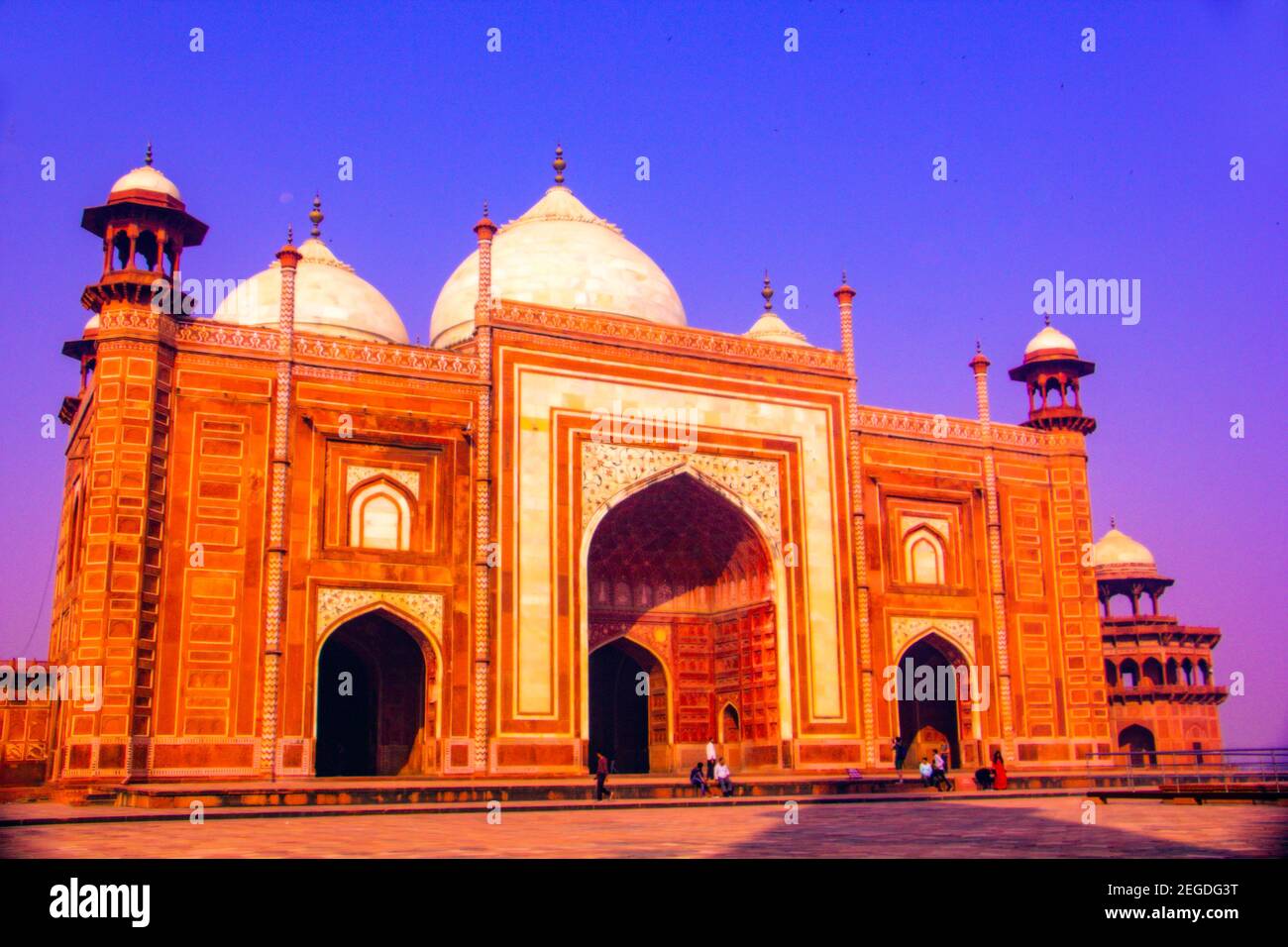 The Taj Mahal is an ivory-white marble mausoleum on the south bank of ...