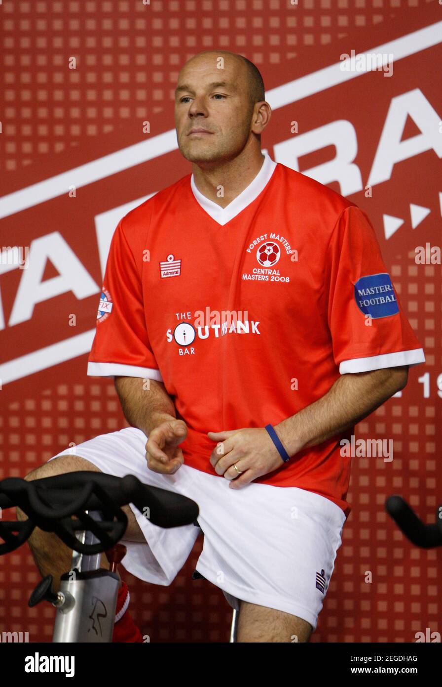 Nottingham forests steve stone hi-res stock photography and images - Alamy