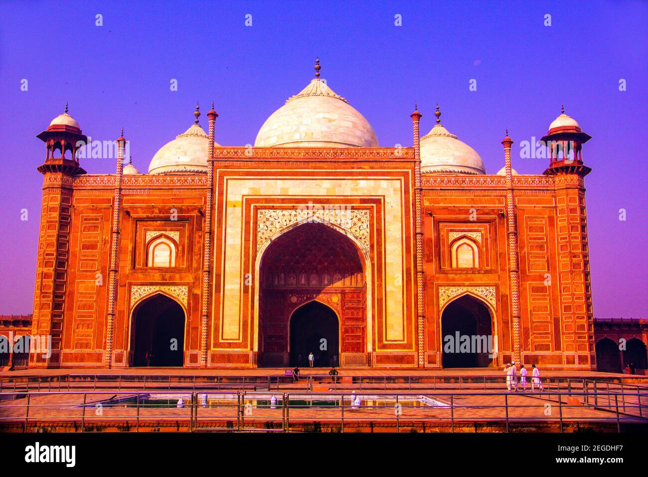 The Taj Mahal is an ivory-white marble mausoleum on the south bank of ...