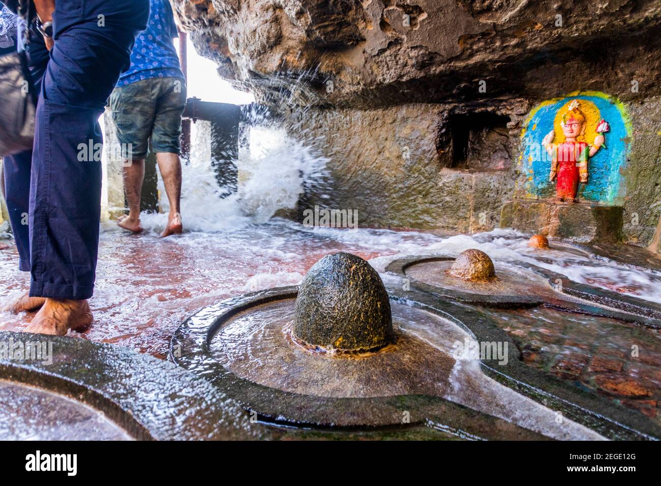 Gangeshwar mahadev temple hi-res stock photography and images - Alamy