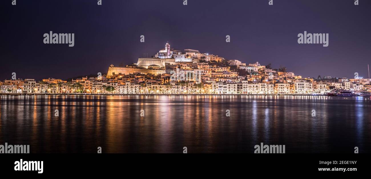 Soft night view hi-res stock photography and images - Alamy