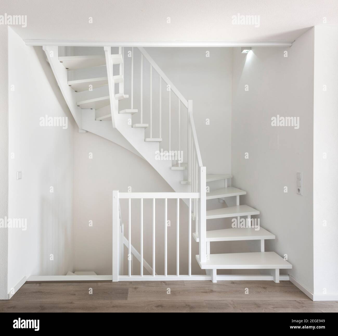 Single staircase hi-res stock photography and images - Alamy