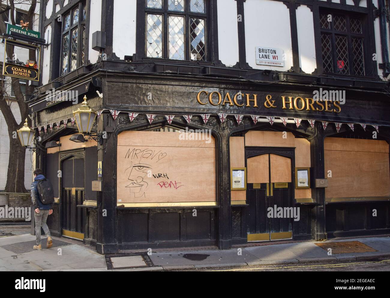 Coach and horses pubs hi-res stock photography and images - Alamy