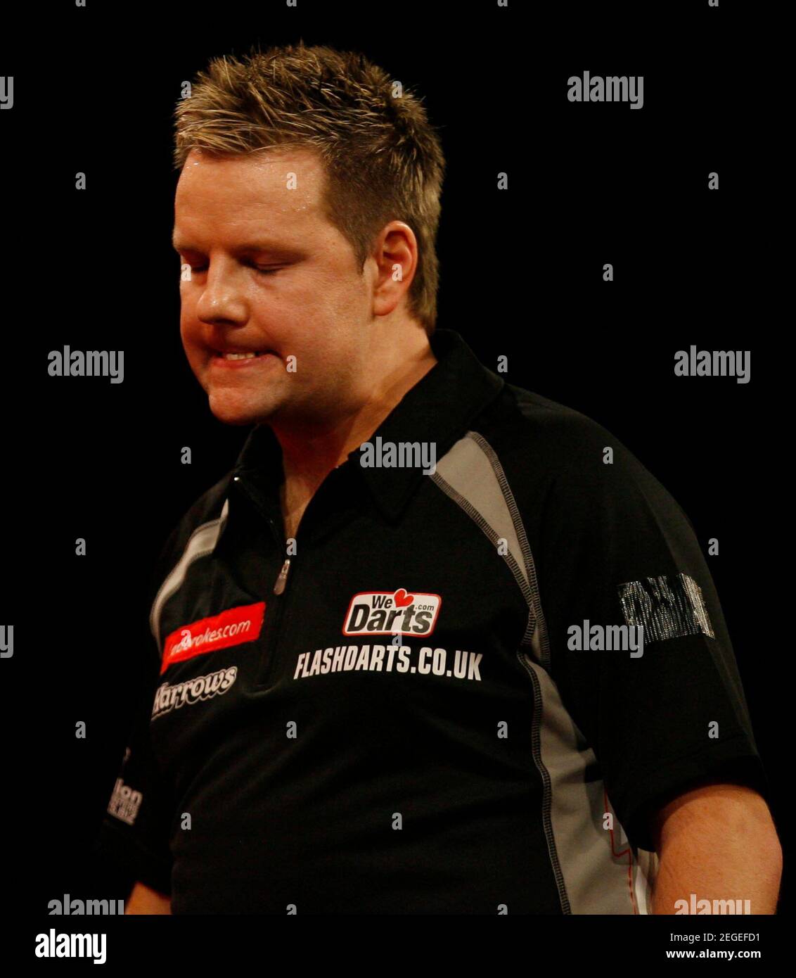 Mark dudbridge ladbrokes com world darts championship alexandra palace ...